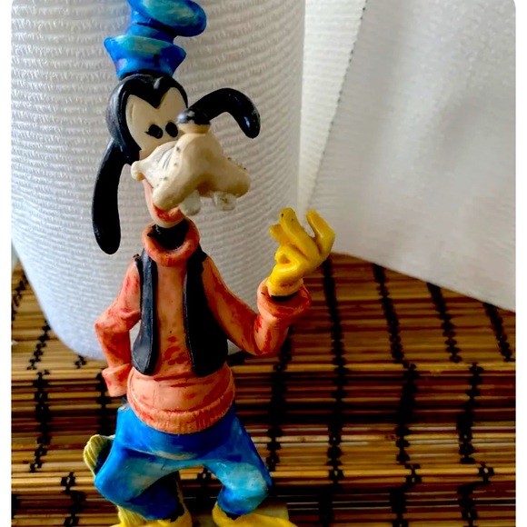 Accents | Walt Disney Production Fontanini Goofy Hard Rubber Figure ...